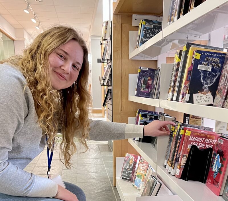 Volunteer – Curtis Memorial Library